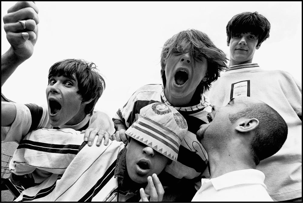 Authentic music prints under £250 this Christmas | Rockarchive