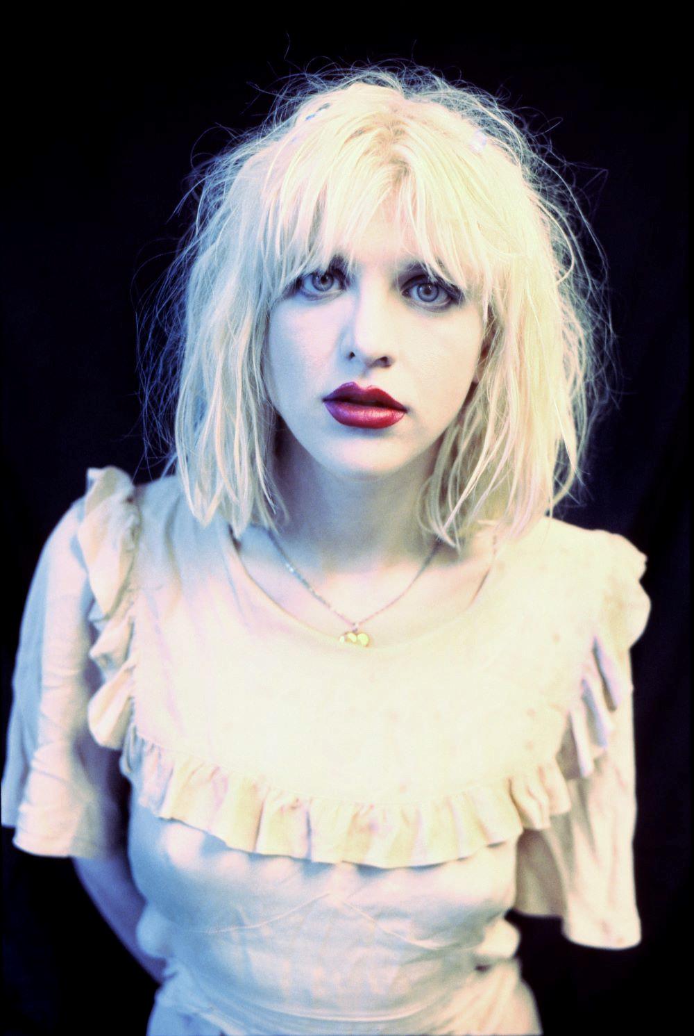 Courtney Love Style 90s